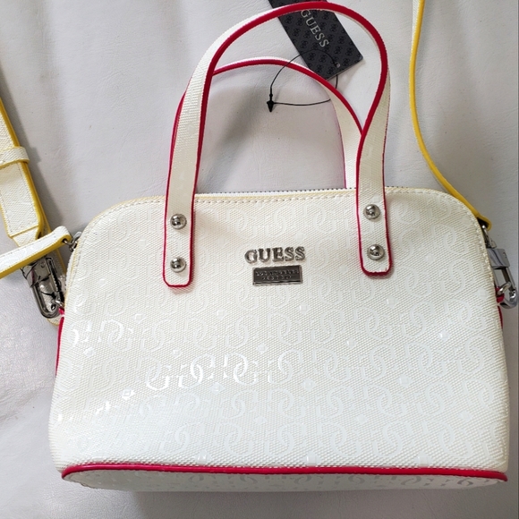 Guess | Bags | Guess Crossbody | Poshmark